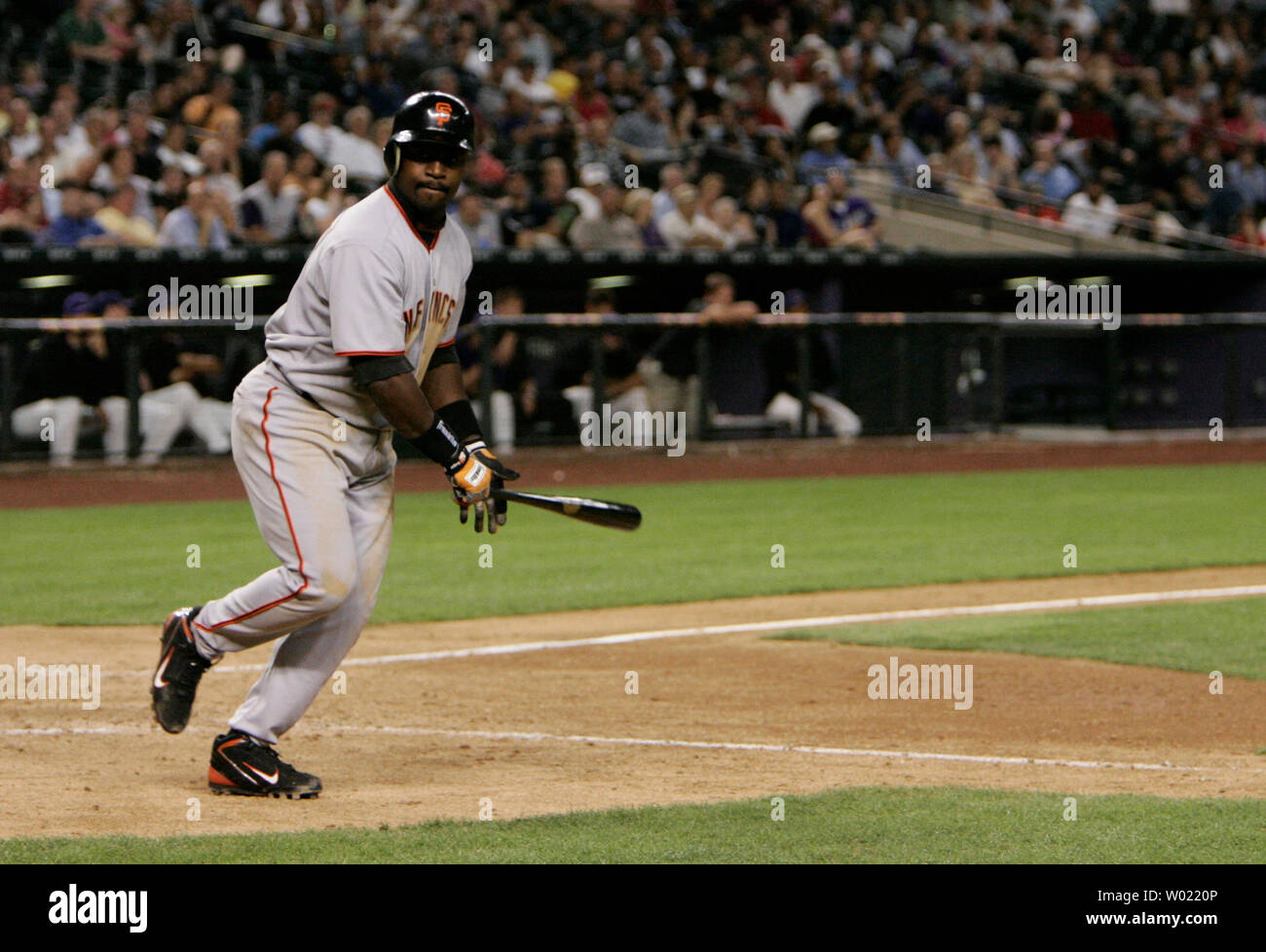 San Francisco Giants Ray Durham gets a walk in the ninth inning against ...