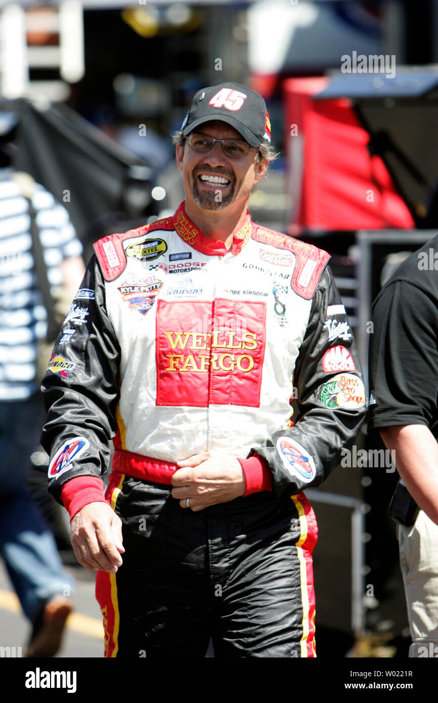Kyle petty 2006 hi-res stock photography and images - Alamy