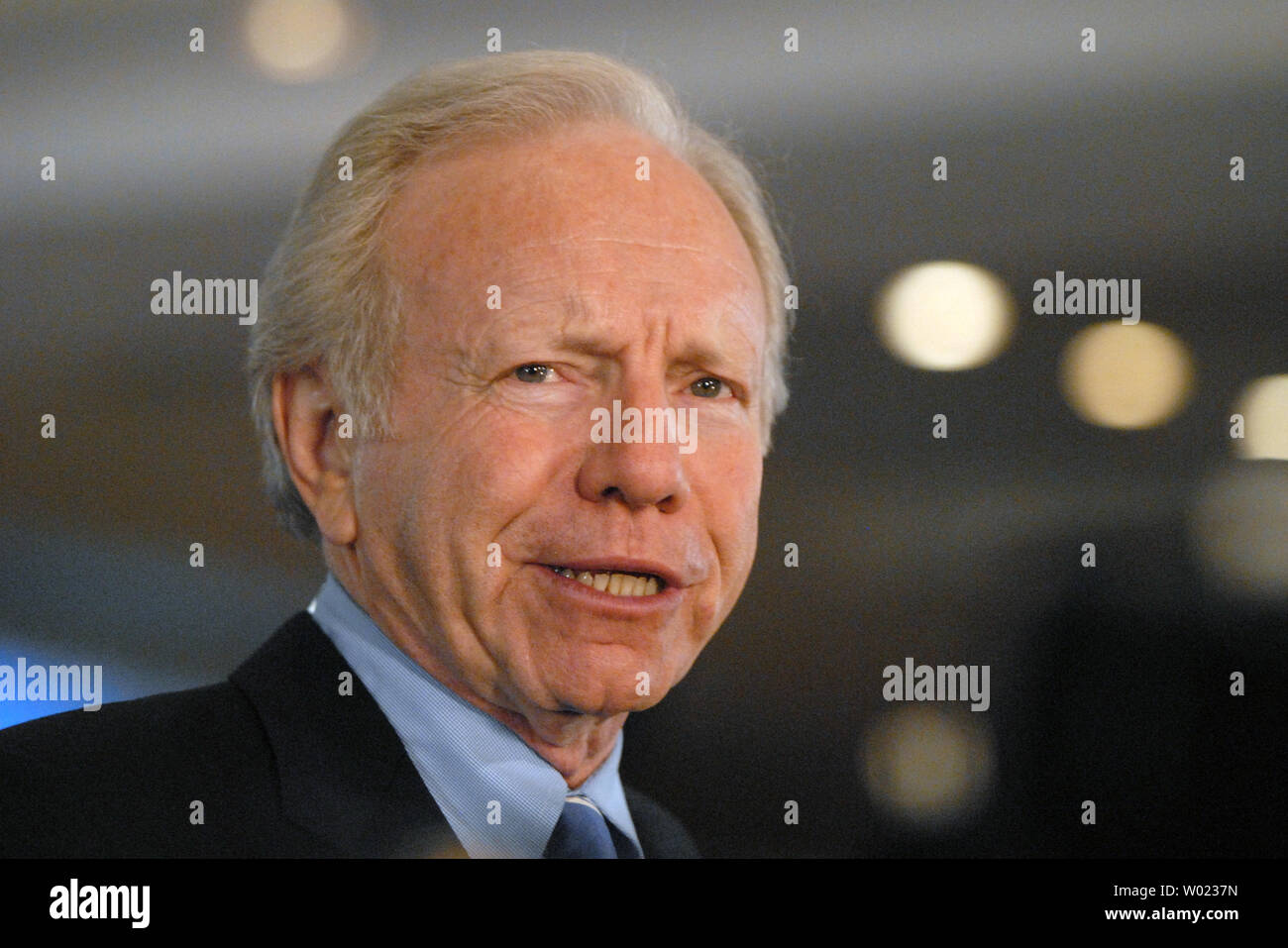 Joe lieberman hi-res stock photography and images - Alamy