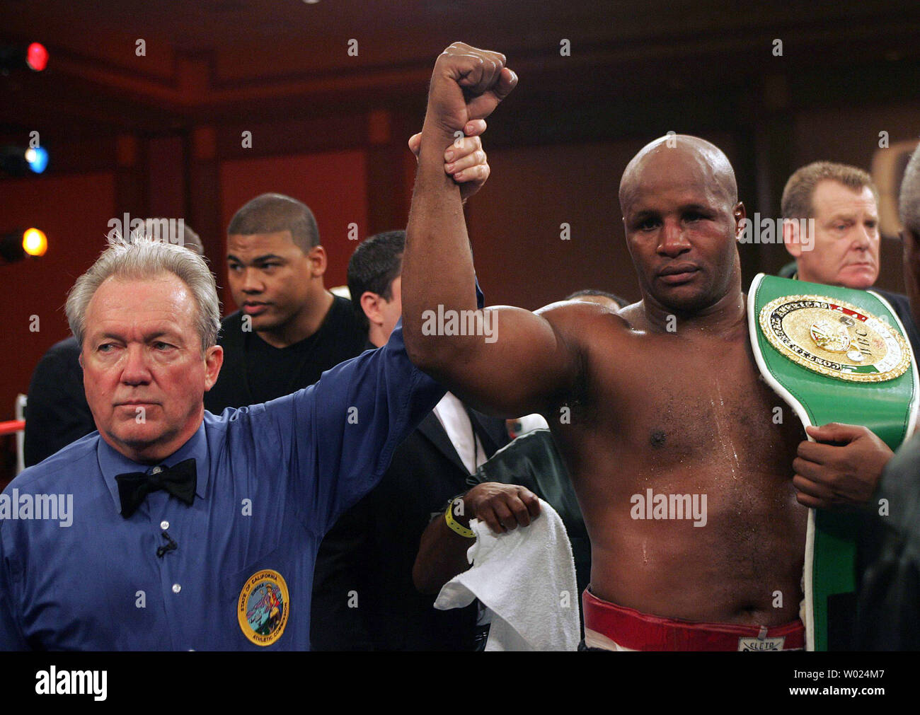 Michael moorer hi-res stock photography and images - Alamy