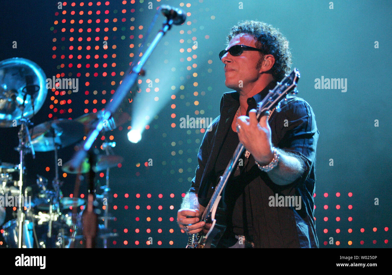 Journey band album hi-res stock photography and images - Alamy