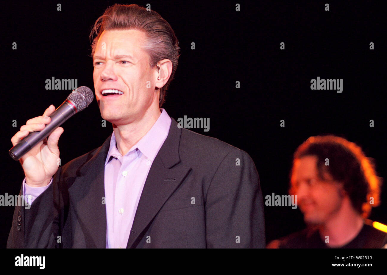 Country singer Randy Travis appears in concert at the Pala Indian ...