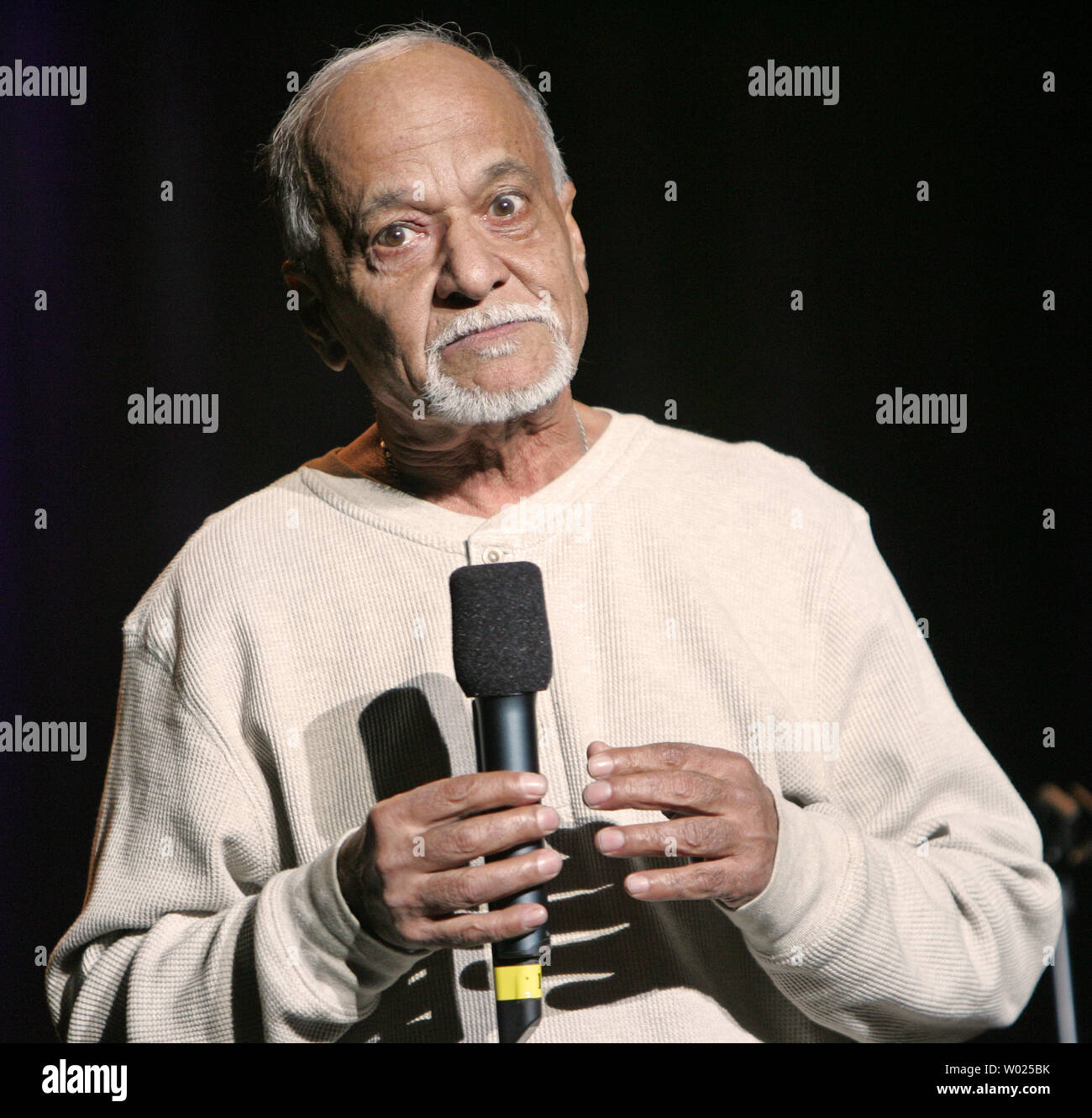 Actor/comedian Gerry Bednob performs as part of the "Danny Bonaduce and Friends" show at the ...