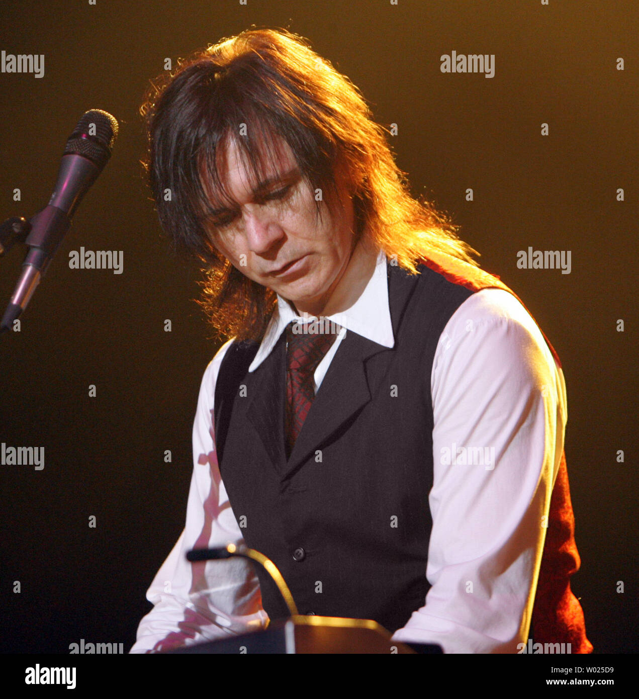 Lawrence gowan hi-res stock photography and images - Alamy