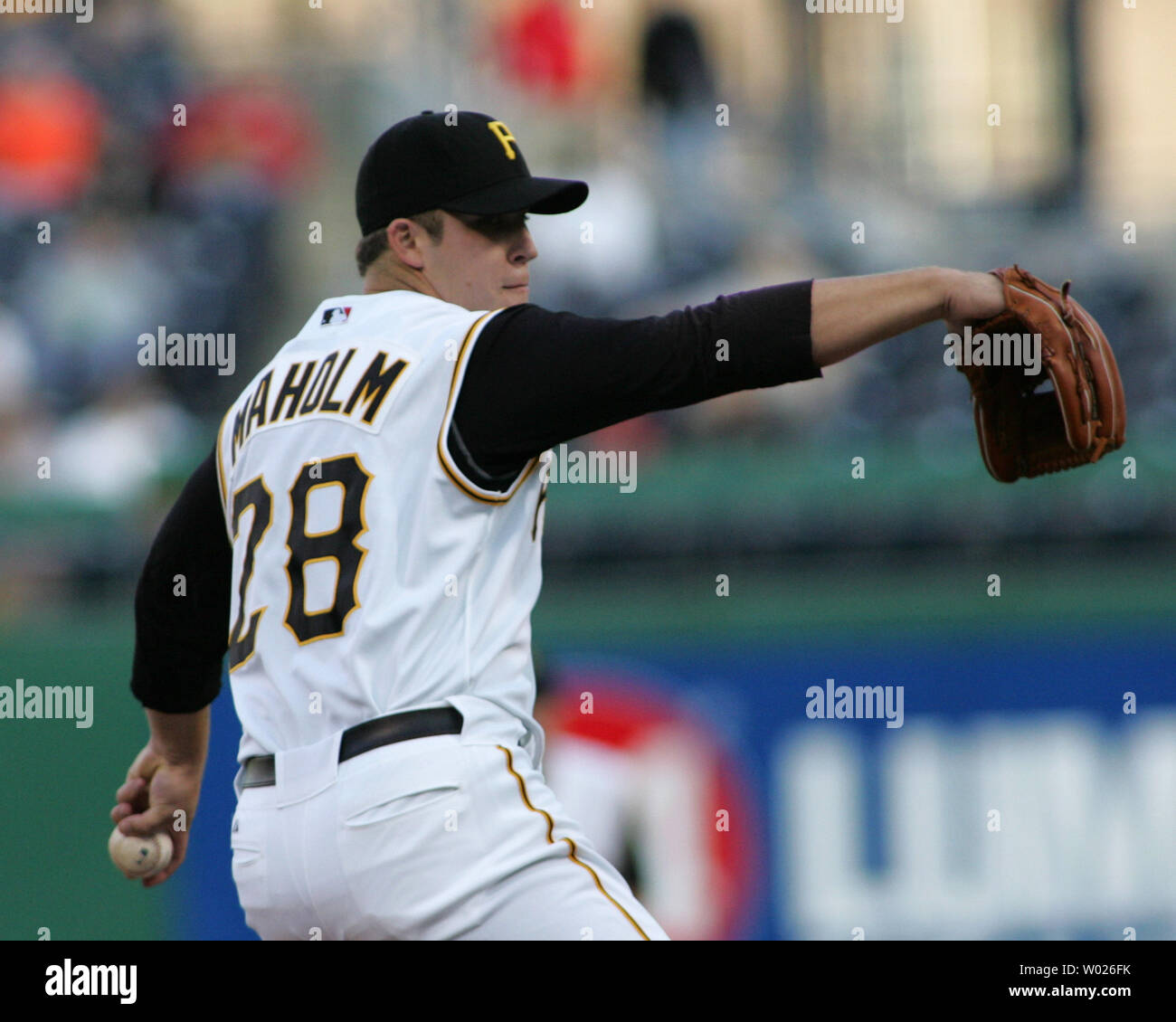 Pittsburgh Pirates Paul Maholm pitches a three hit shutout against ...