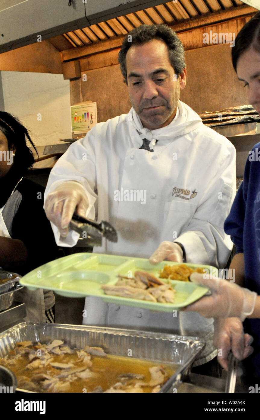 Soup nazi hi-res stock photography and images - Alamy