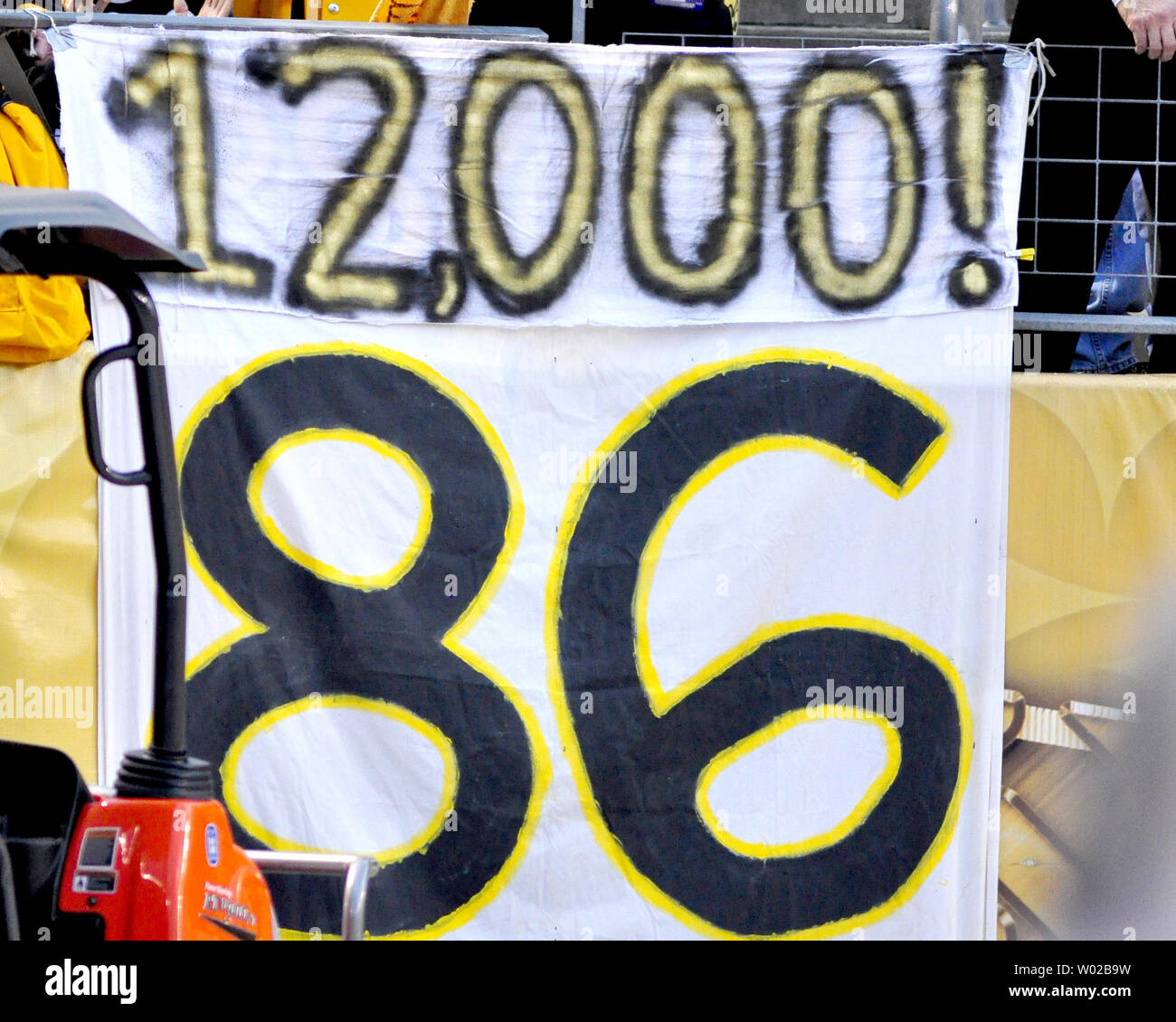Steeler fan hi-res stock photography and images - Alamy