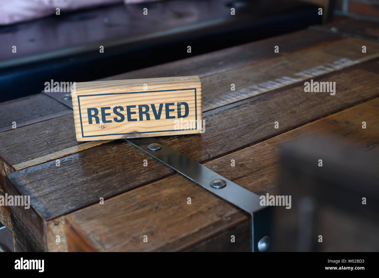 Restaurant reserved table sign Reserved Table. A tag of reservation ...