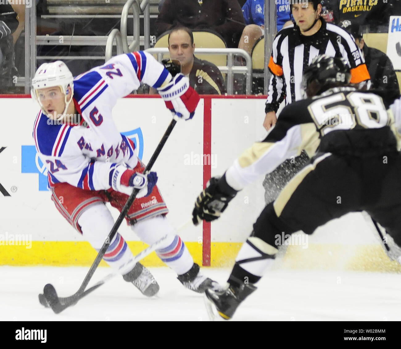 Captain kris hi-res stock photography and images - Alamy