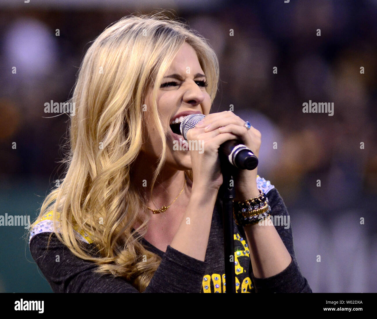 Sarah marince hi-res stock photography and images - Alamy