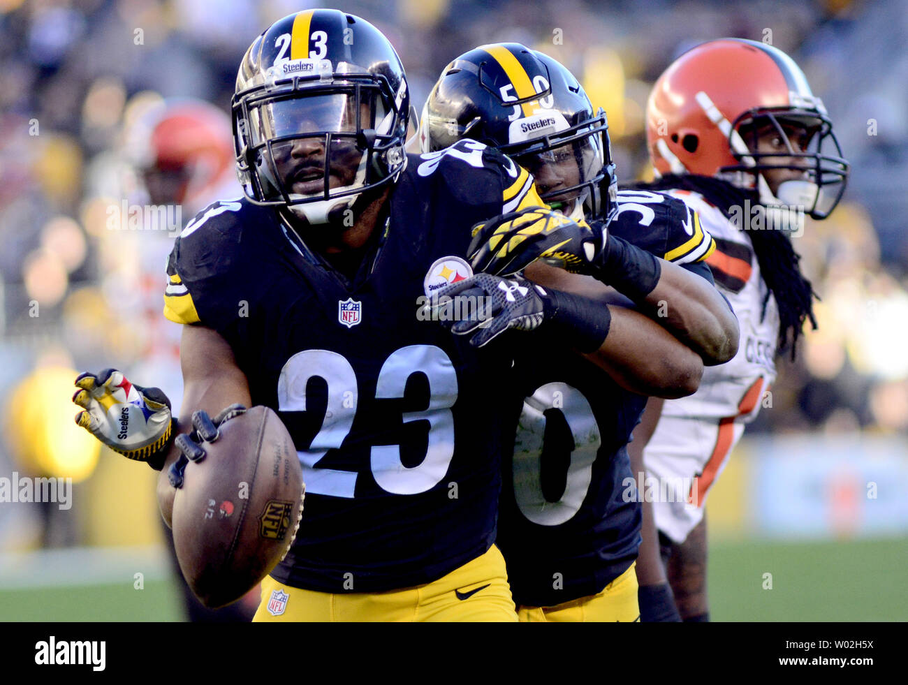 Pittsburgh Steelers free safety Mike Mitchell (23) celebrates his ...
