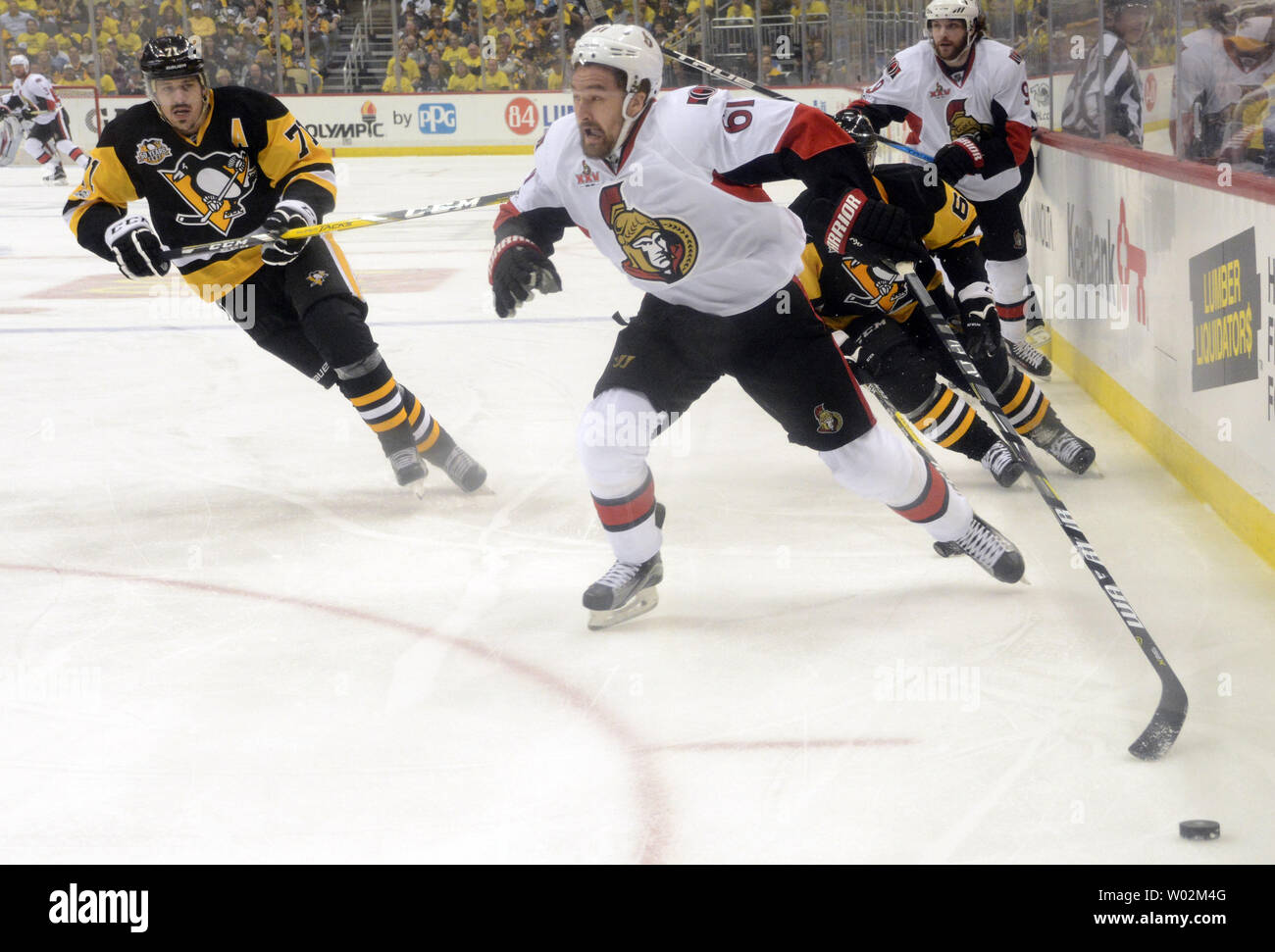 Mark stone senators hi-res stock photography and images - Alamy