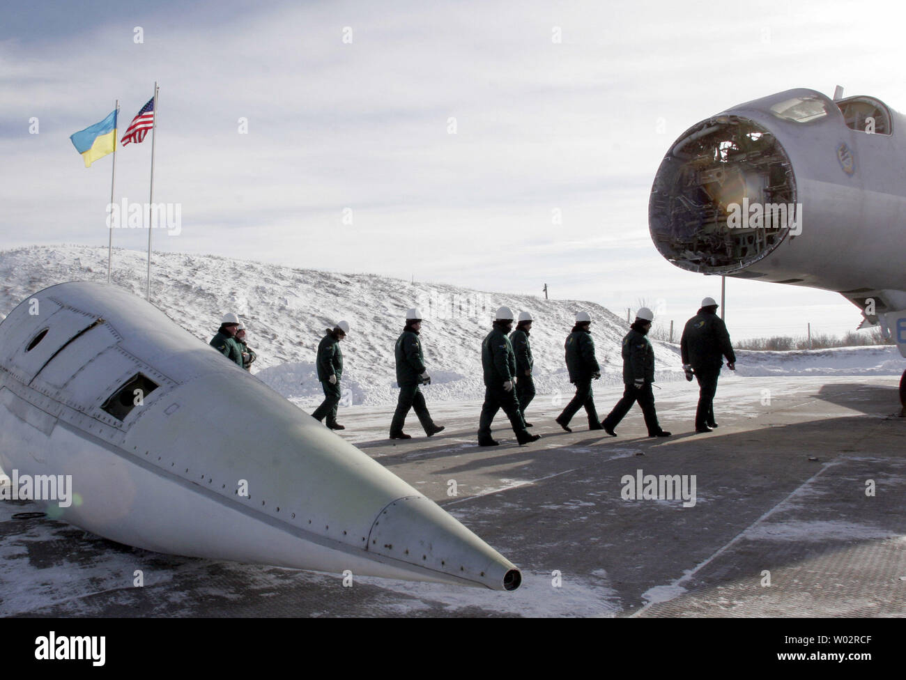 Tu 22m Back Fire Bombers Arms