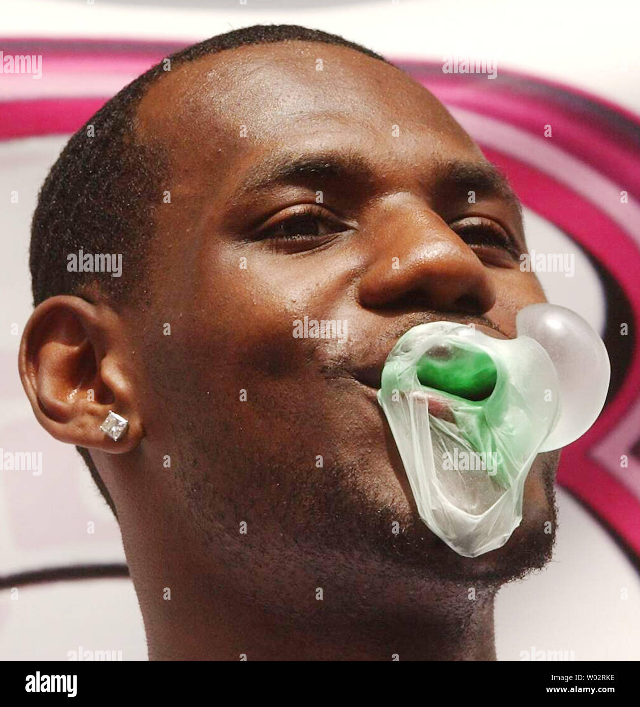 LeBron James, 2004 NBA Rookie of the Year for the Cleveland Cavaliers ...