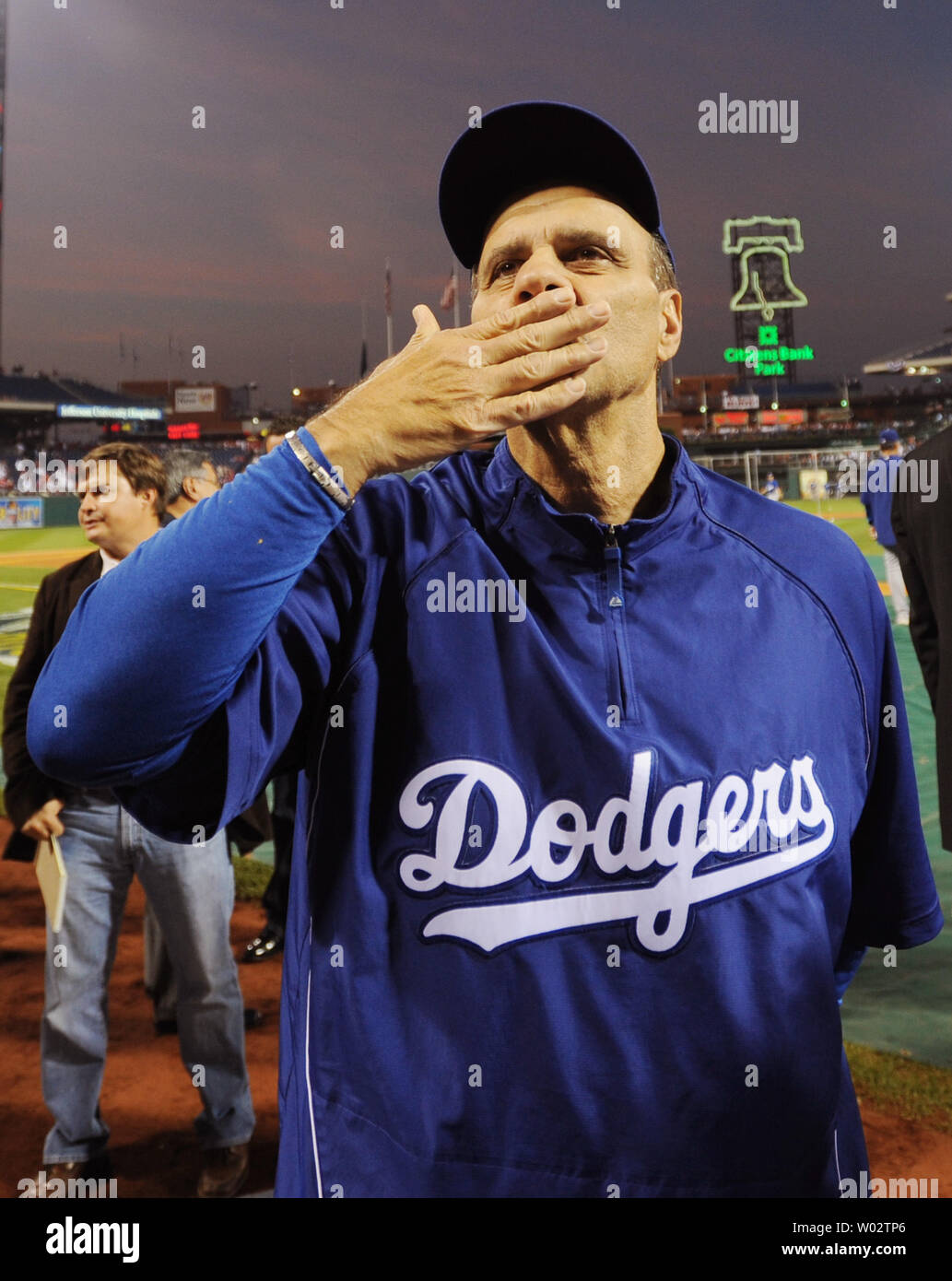 Kiss major hi-res stock photography and images - Alamy