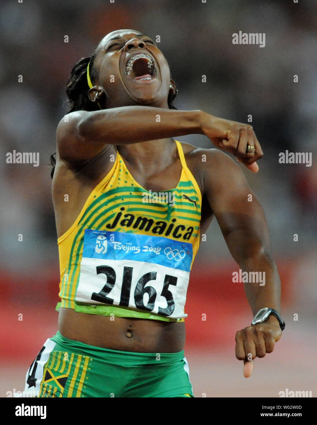 100 meter dash hi-res stock photography and images - Alamy