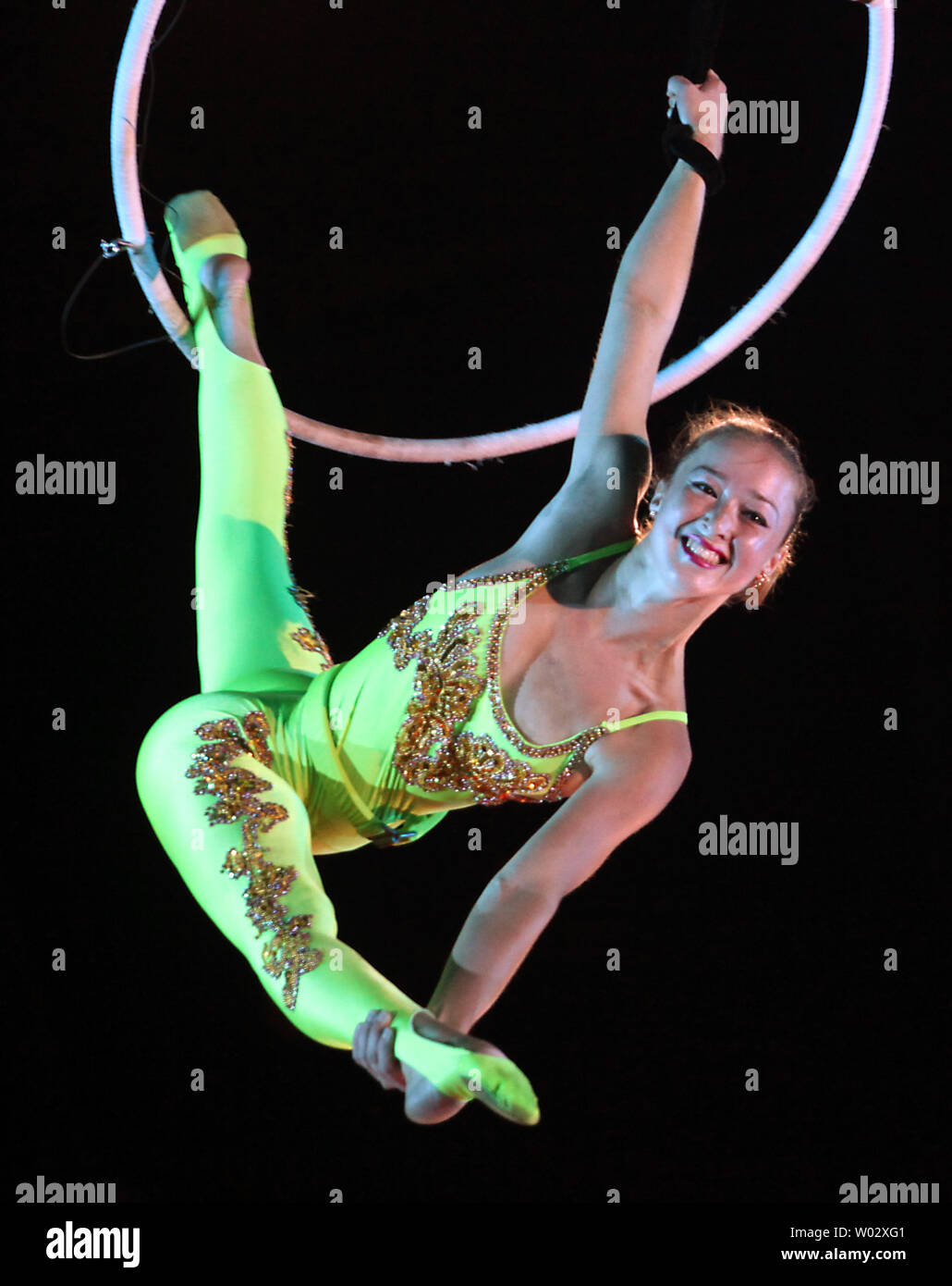 Russian circus hi-res stock photography and images - Alamy