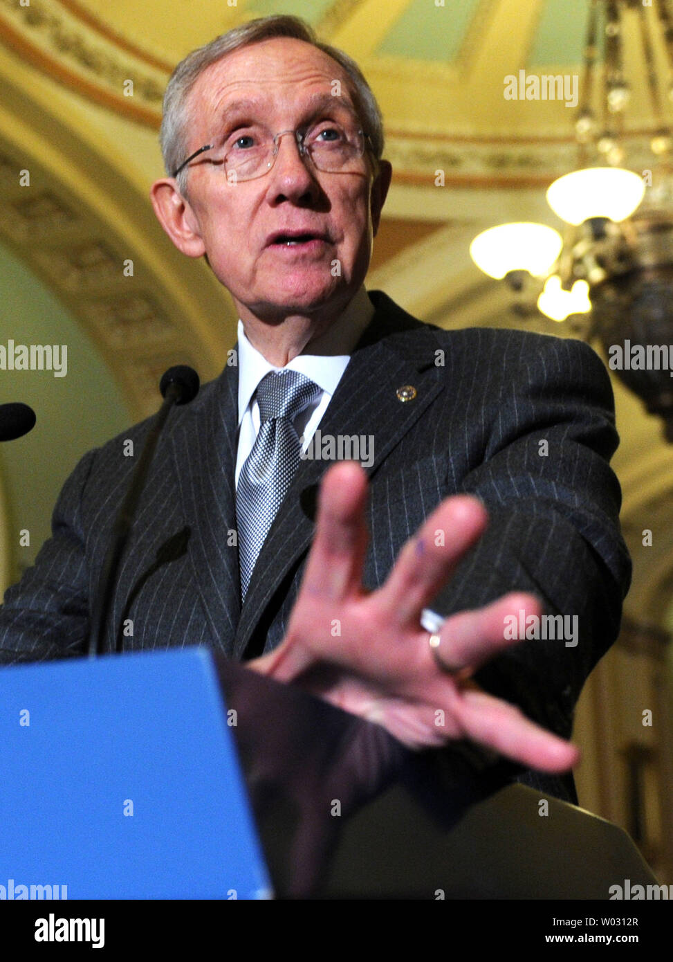 Nv december 18 hi-res stock photography and images - Alamy