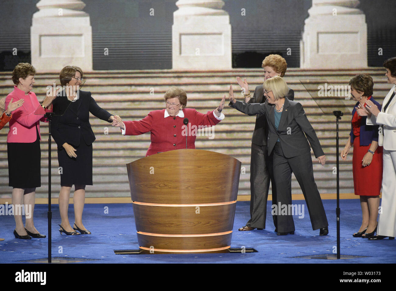 Senator barbara mikulski hi-res stock photography and images - Alamy