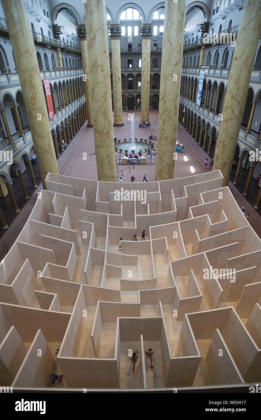 National building museum maze hi-res stock photography and images - Alamy