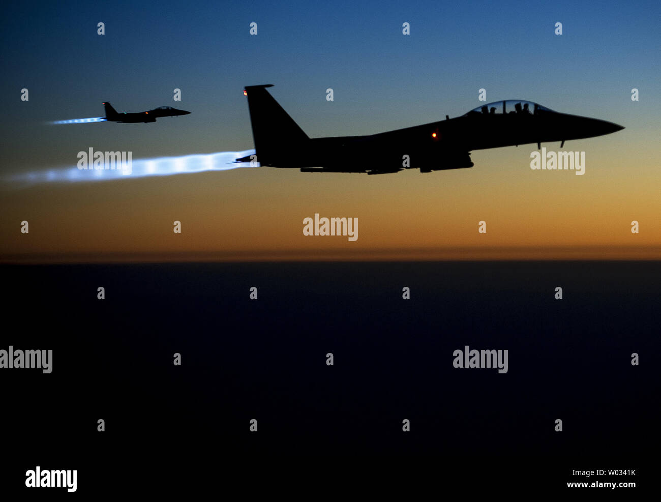 F 15e strike eagles hi-res stock photography and images - Alamy