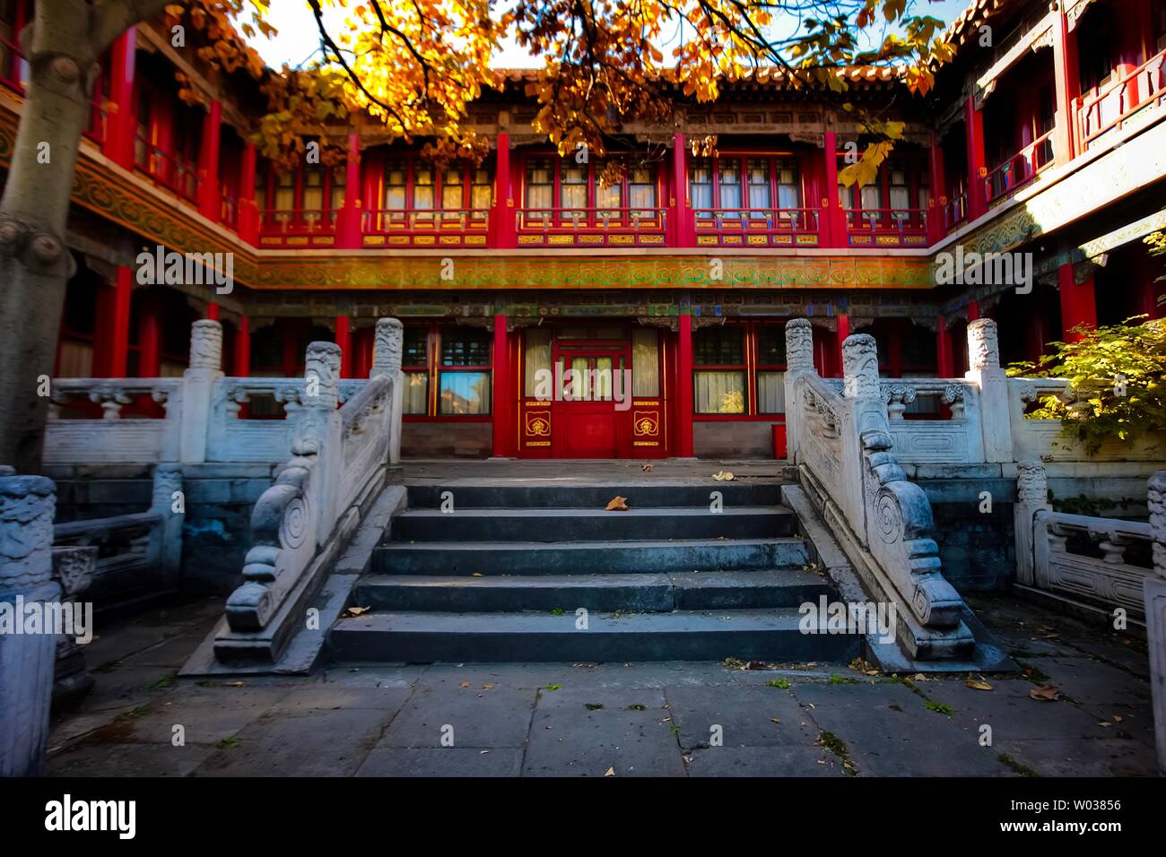 Autumn at the Imperial Palace in Beijing Stock Photo - Alamy