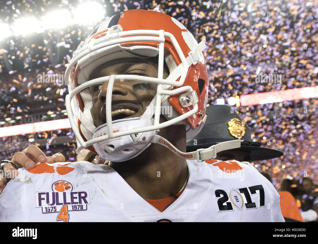 Deshaun watson 2017 alabama clemson hi-res stock photography and images ...