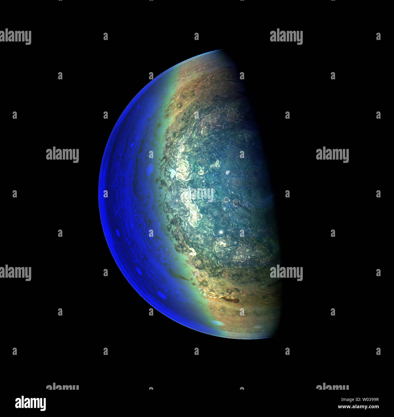 Equatorial region hi-res stock photography and images - Alamy