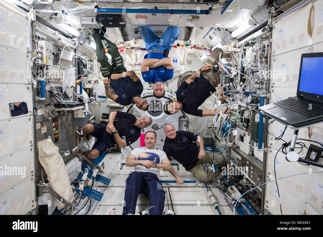 Kibo laboratory module hi-res stock photography and images - Alamy