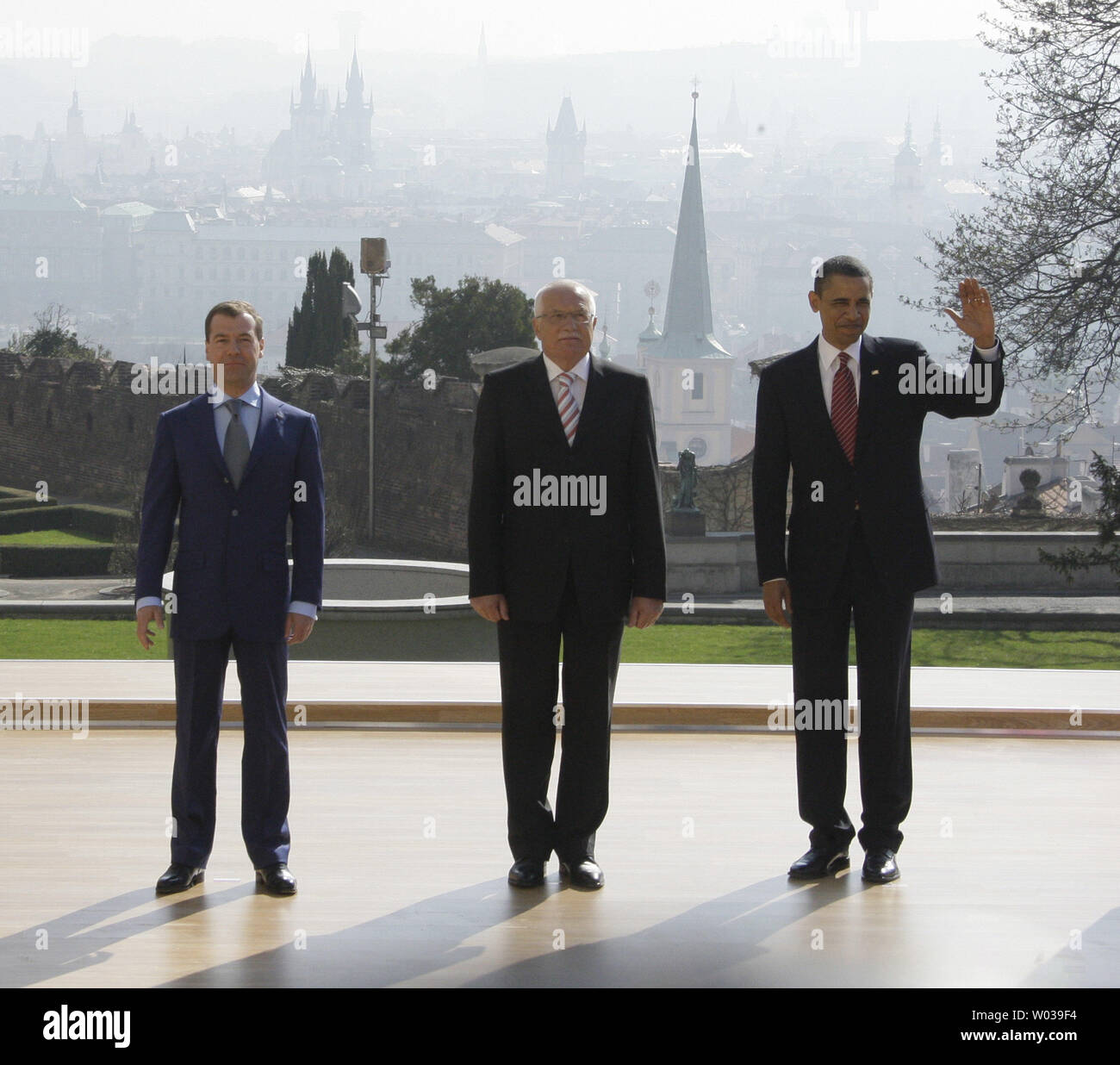 New start treaty hi-res stock photography and images - Alamy