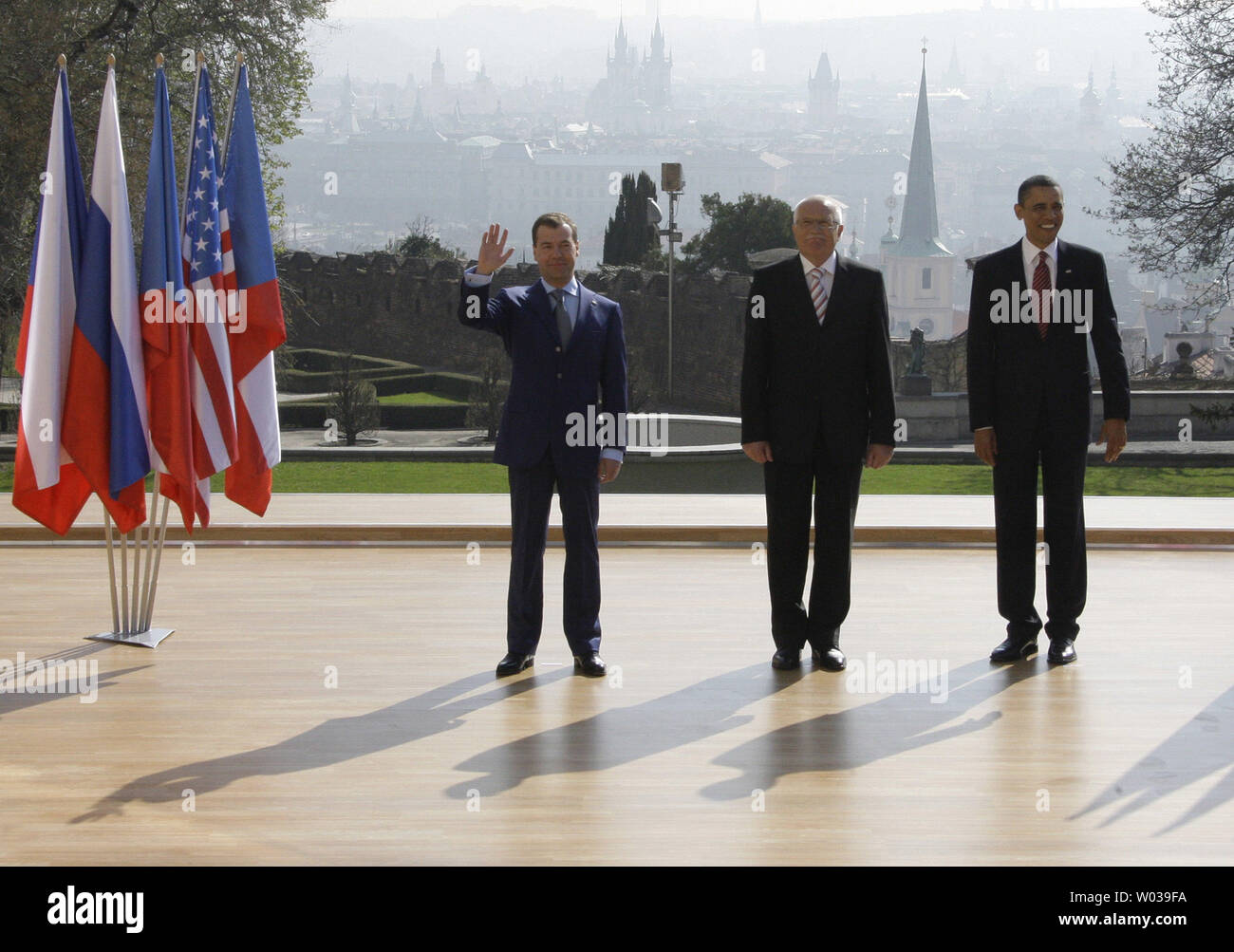 New start treaty hi-res stock photography and images - Alamy