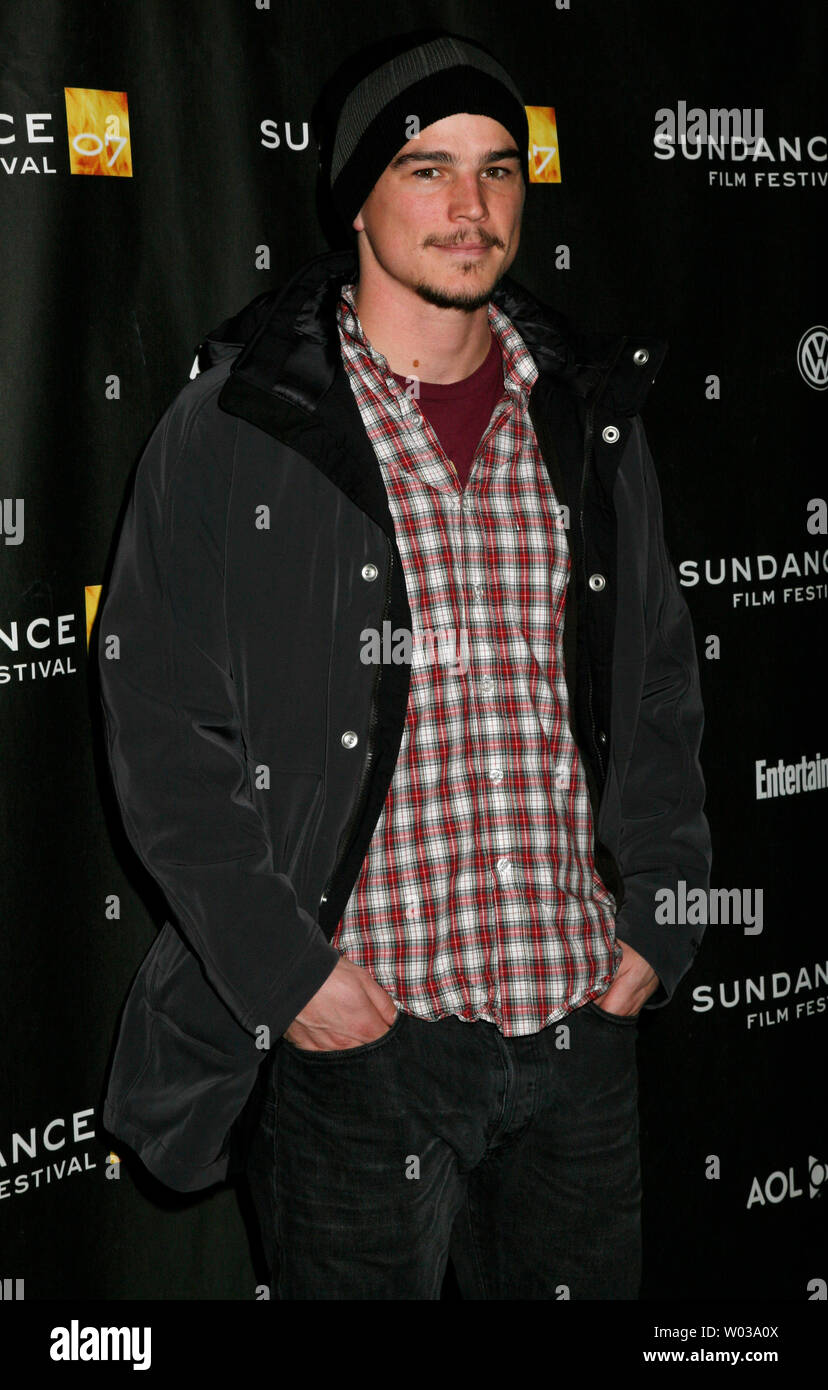 Josh hartnett 2007 sundance film hi-res stock photography and images ...