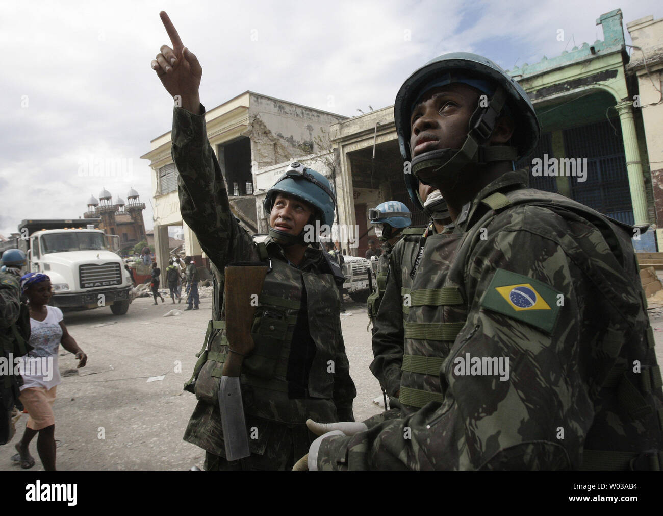 Brazilian UN soldiers patrol streets in Port-au-Prince, Haiti on ...