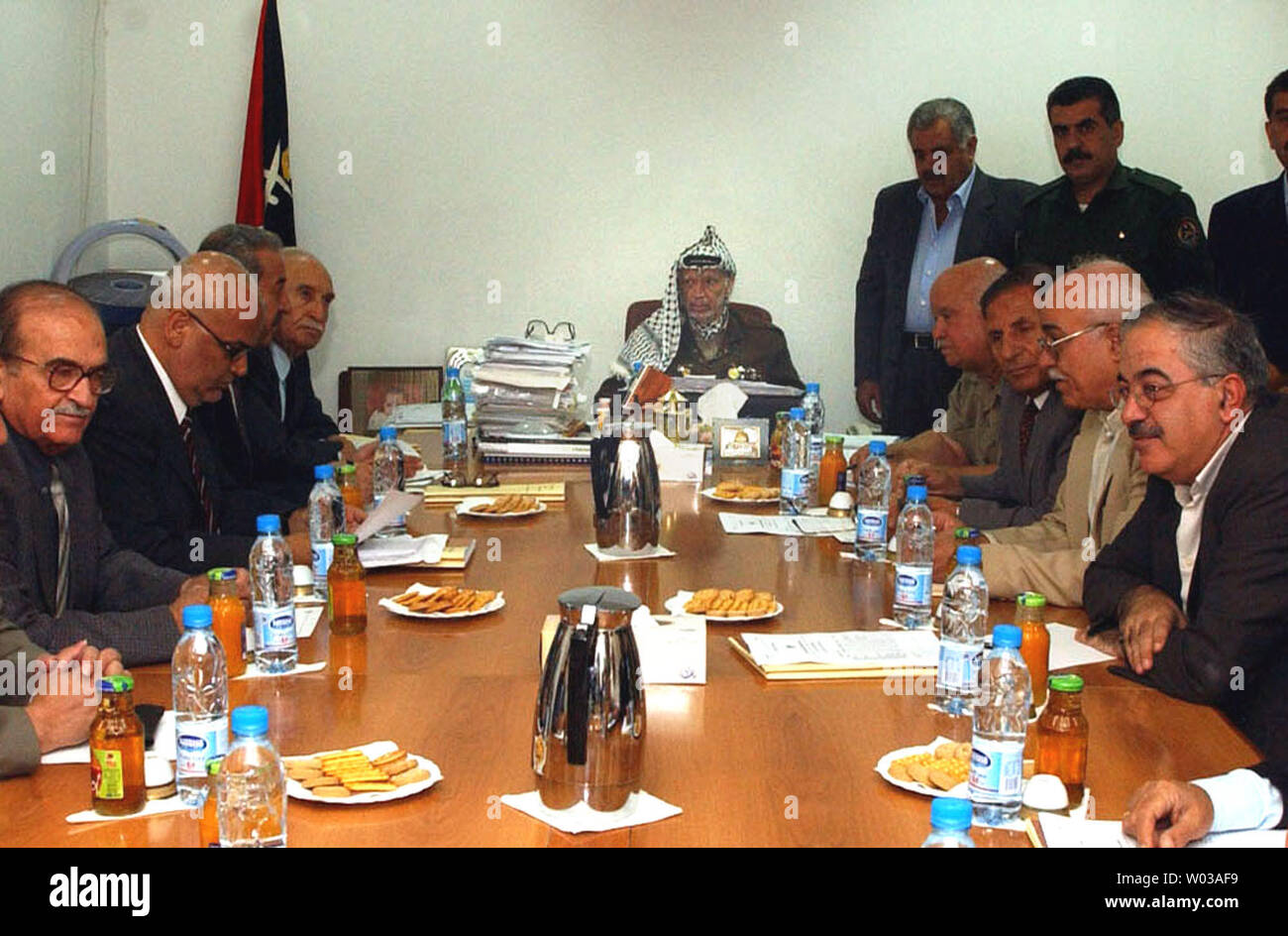 Arafat office hi-res stock photography and images - Alamy