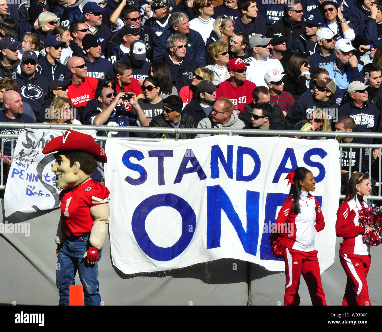 University of pennsylvania mascot hi-res stock photography and images ...