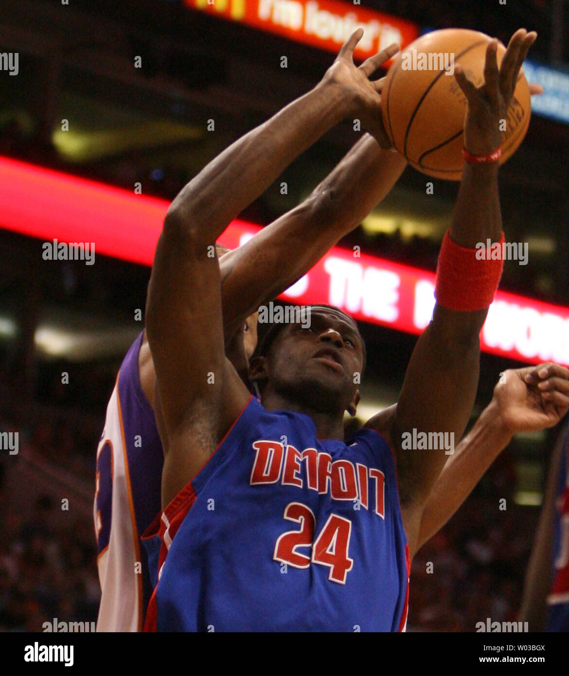 Blocked airways hi-res stock photography and images - Alamy