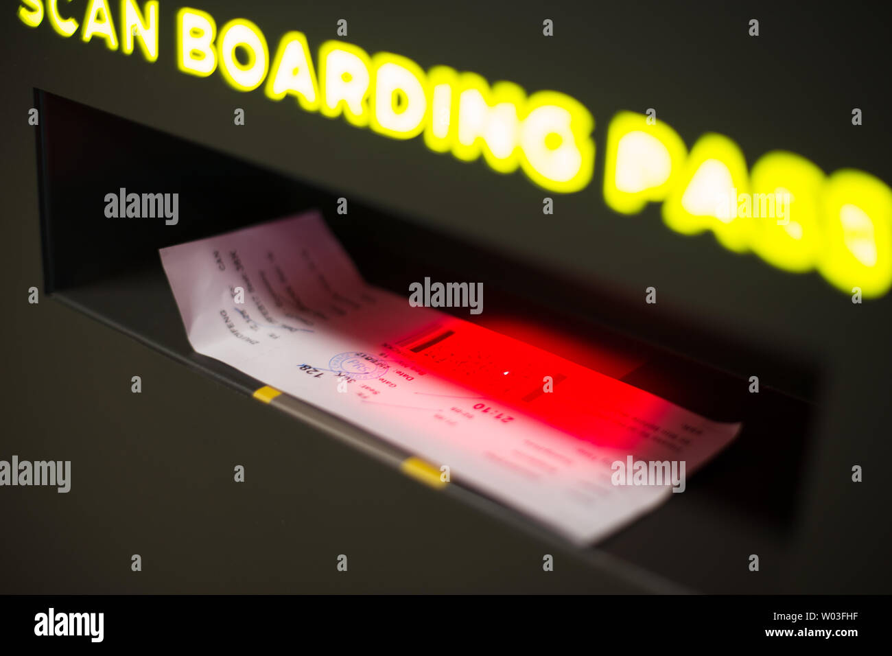 Airplane scan hi-res stock photography and images - Alamy