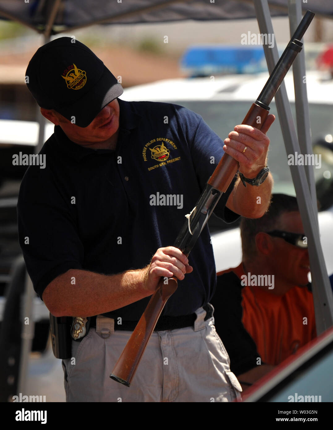 Number guns hi-res stock photography and images - Alamy