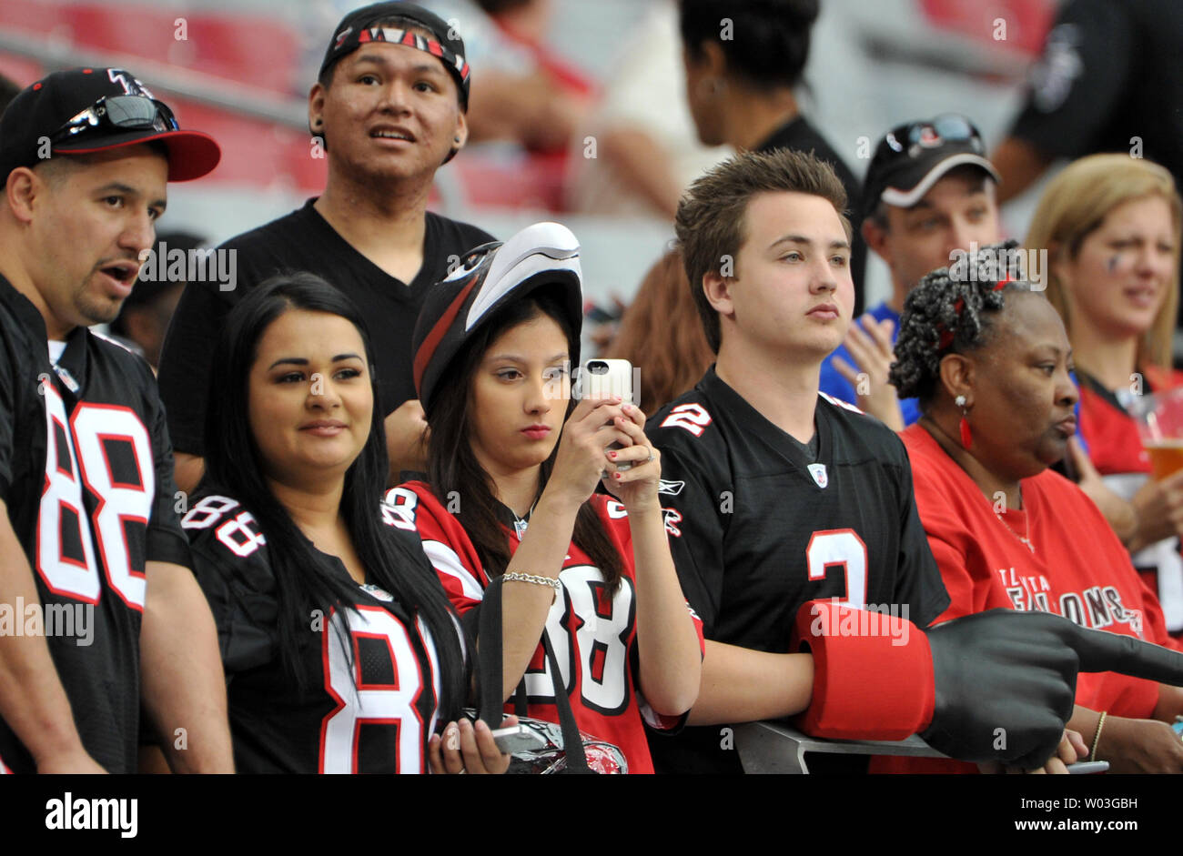 Atlanta falcons team hi-res stock photography and images - Alamy