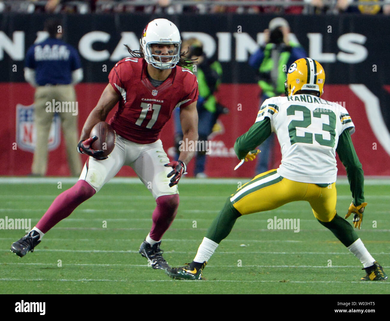 Larry fitzgerald 2015 hi-res stock photography and images - Alamy