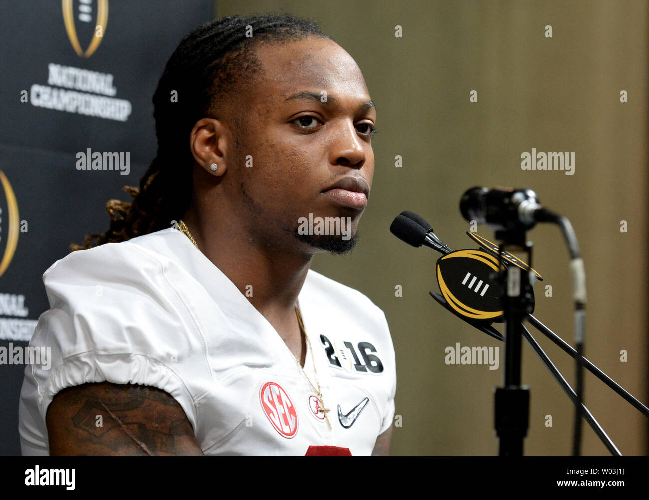 Alabama running back Derrick Henry talks to the media at Media Day for ...