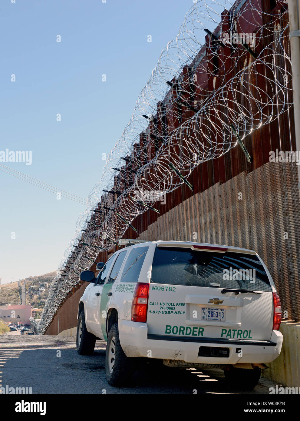 The Arizona city of Nogales has ordered Federal Officials to remove the ...
