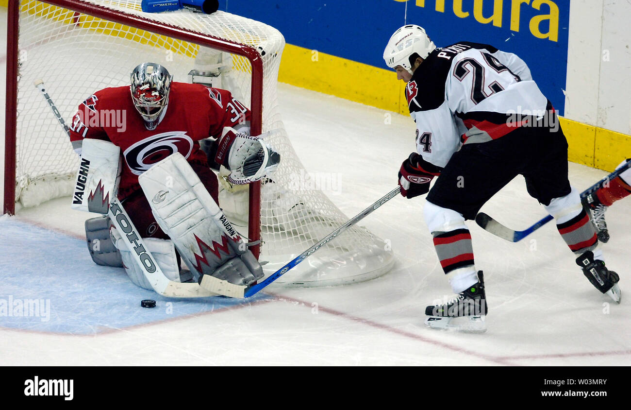 Taylor pyatt hi-res stock photography and images - Alamy