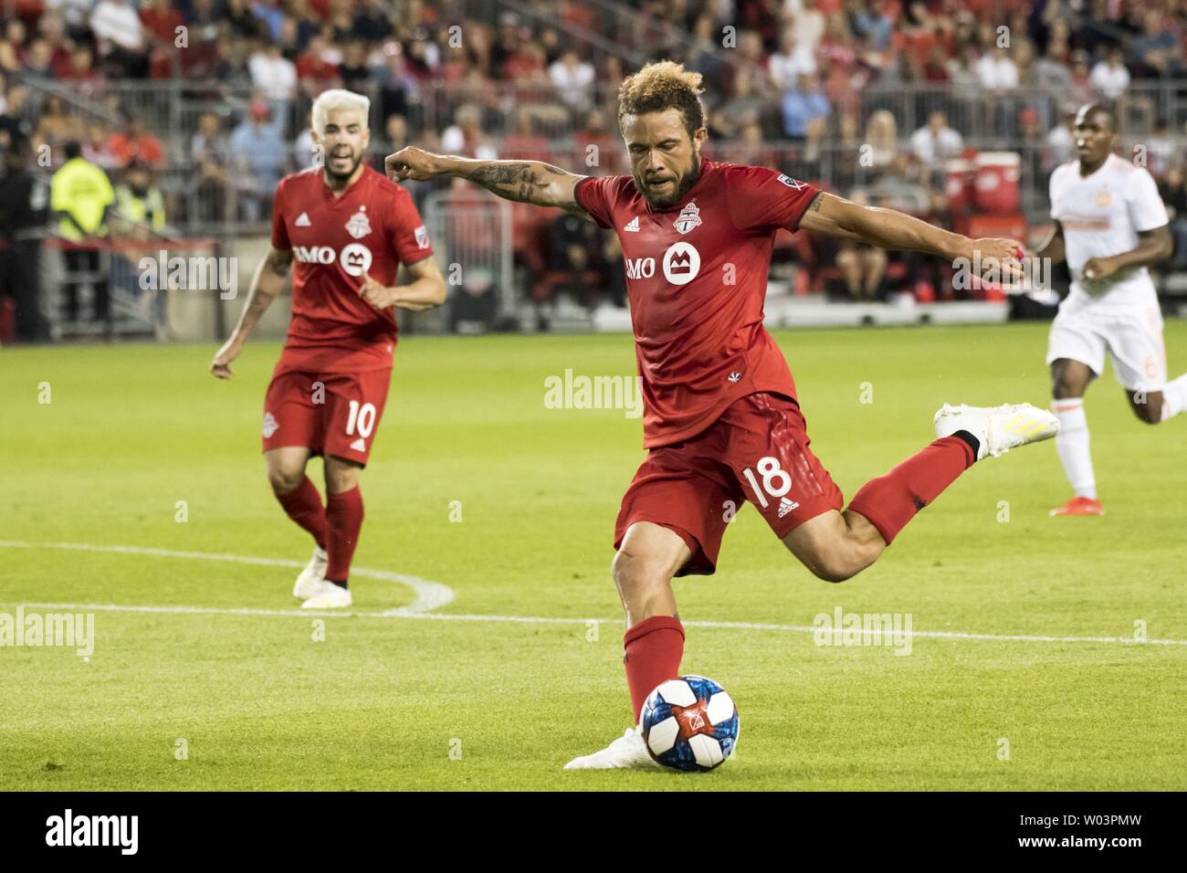 Nick deleon 18 hi-res stock photography and images - Alamy