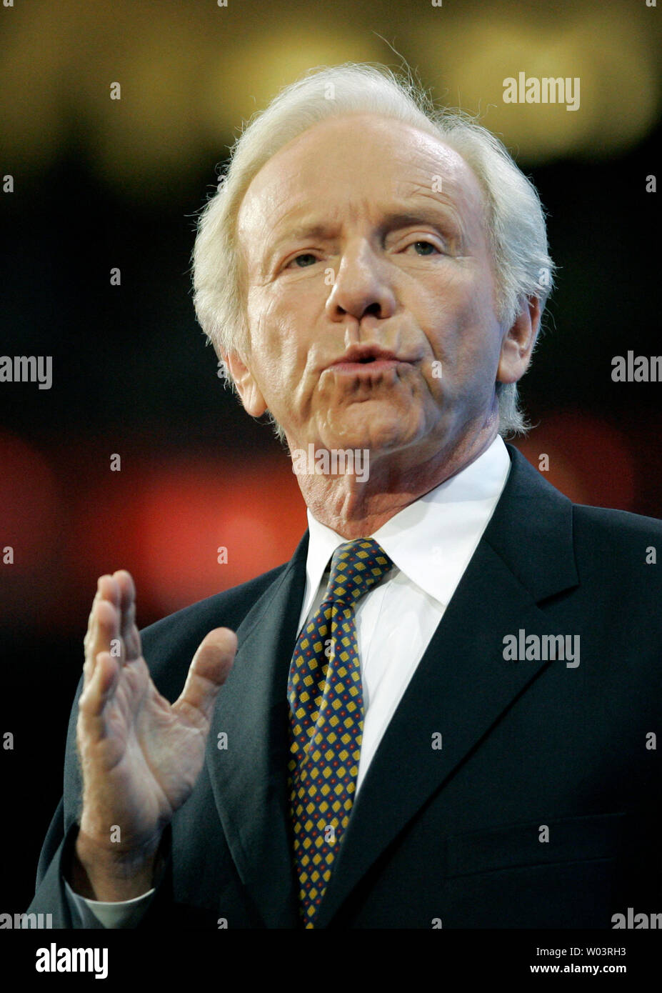Sen. Joe Lieberman (I-CT) speaks on the second day of the Republican ...
