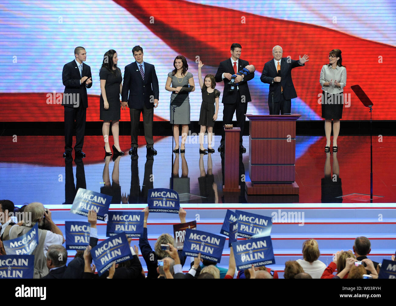 Palin family hi-res stock photography and images - Alamy