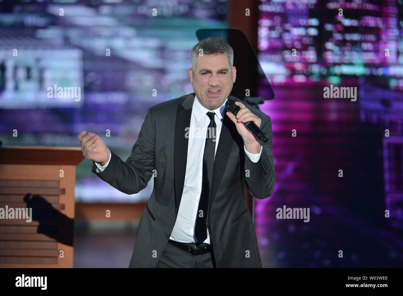 Taylor hicks hi-res stock photography and images - Alamy