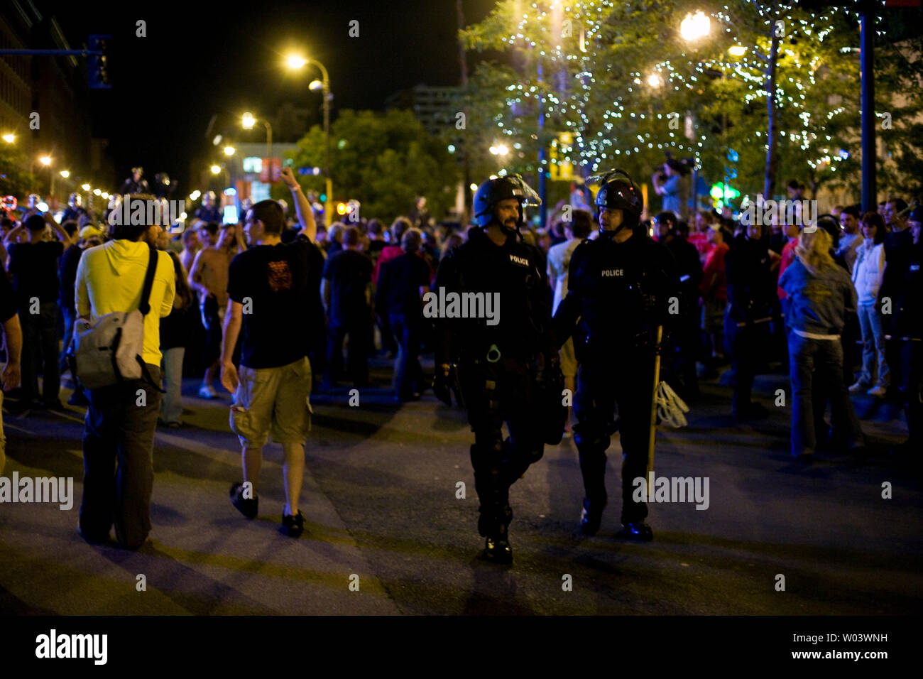 Rage against the machine protest hi-res stock photography and images ...