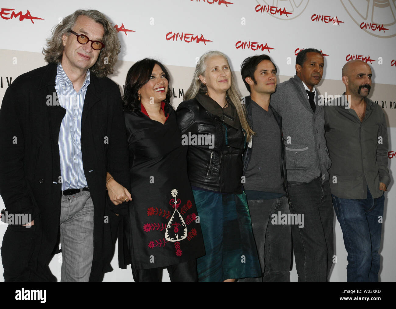Wim wenders r hi-res stock photography and images - Alamy