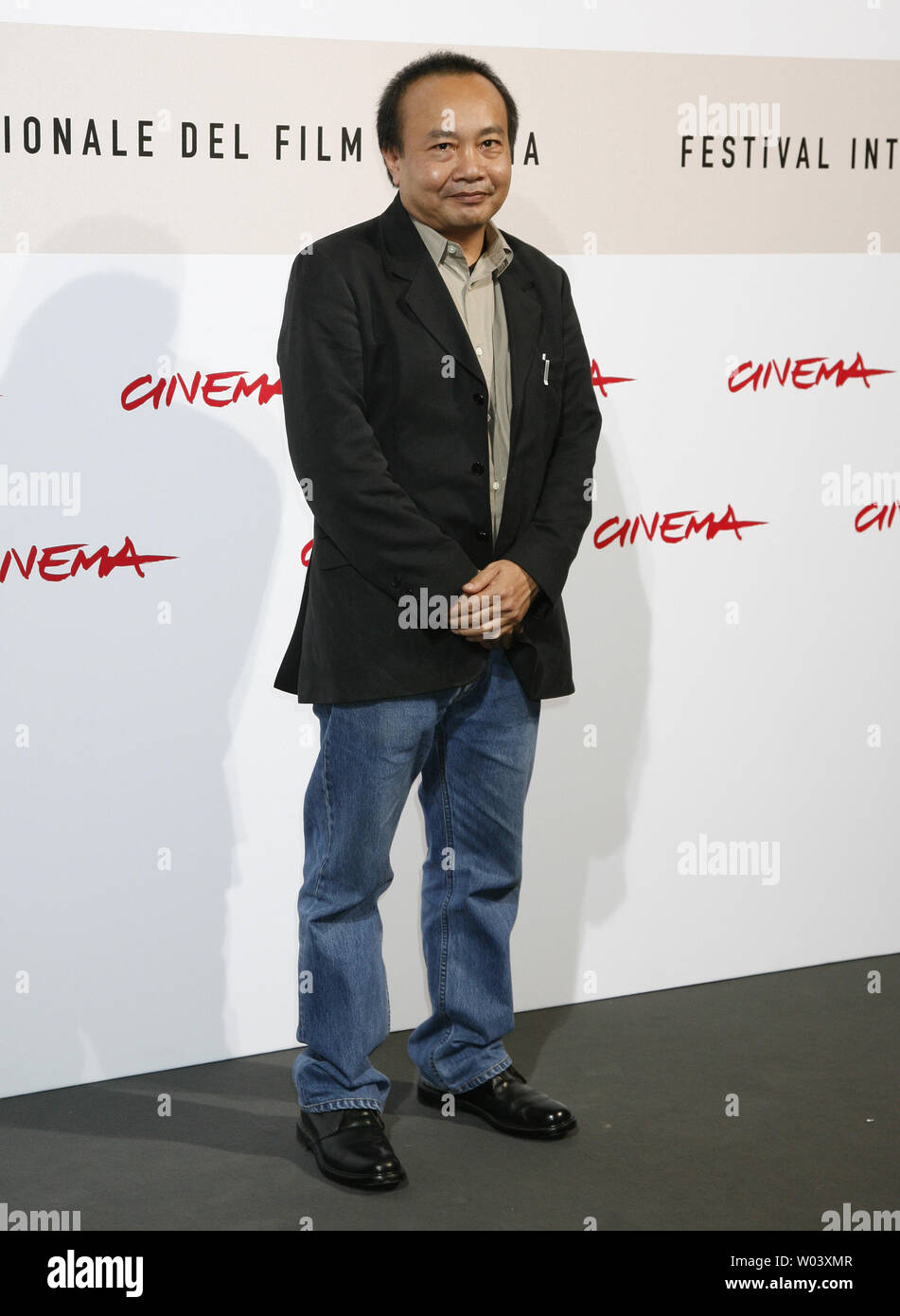 Barrage contre le pacifique hi-res stock photography and images - Alamy